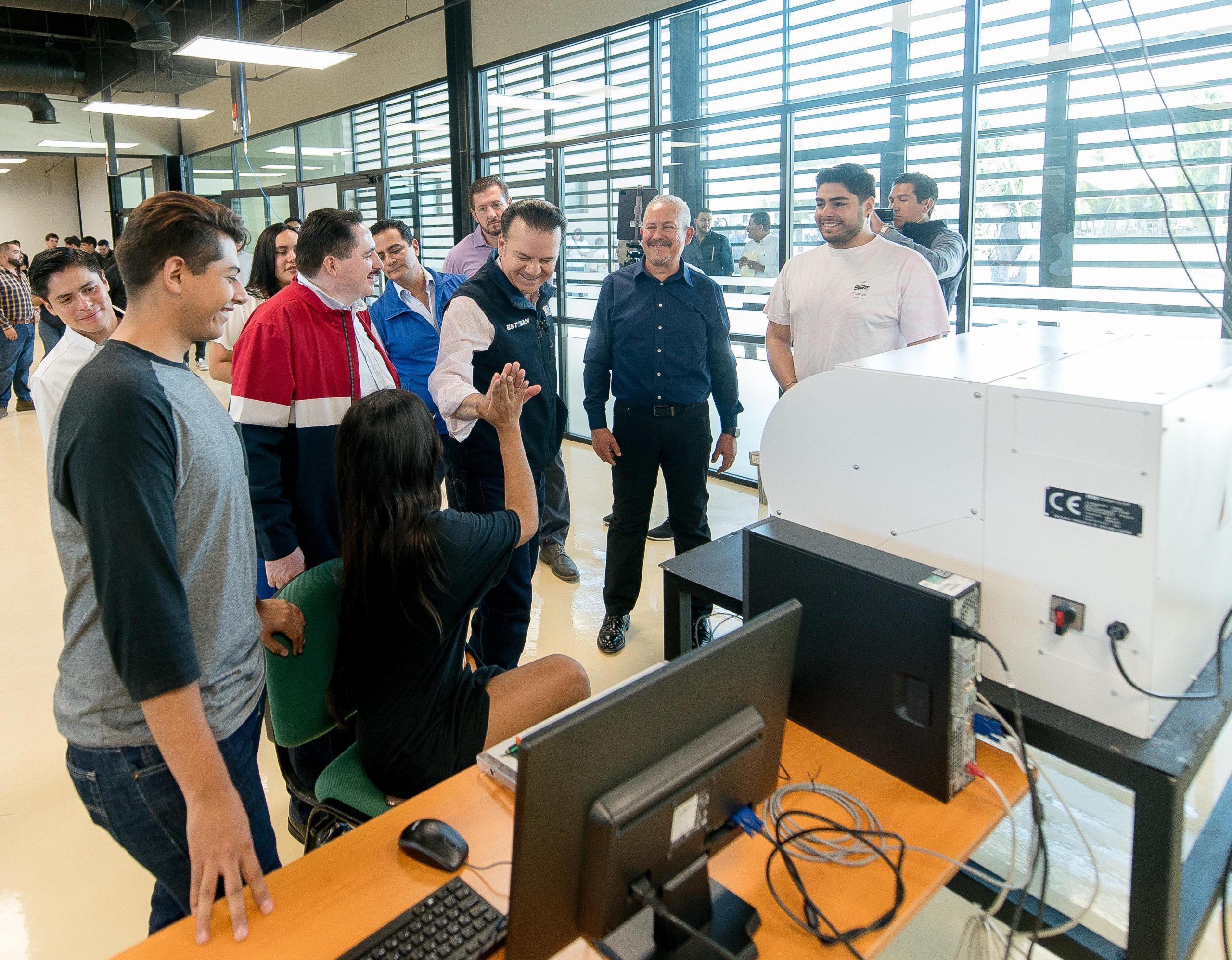 Entrega Gobernador Esteban la obra más grande para la educación en ...